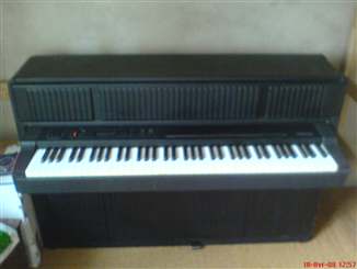 Piano Yamaha CP70 M electro acoustique - Petite Annonce TrocMusic