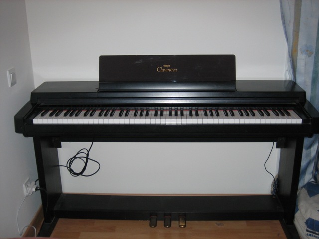 Yamaha Clavinova CLP 560 - Petite Annonce TrocMusic