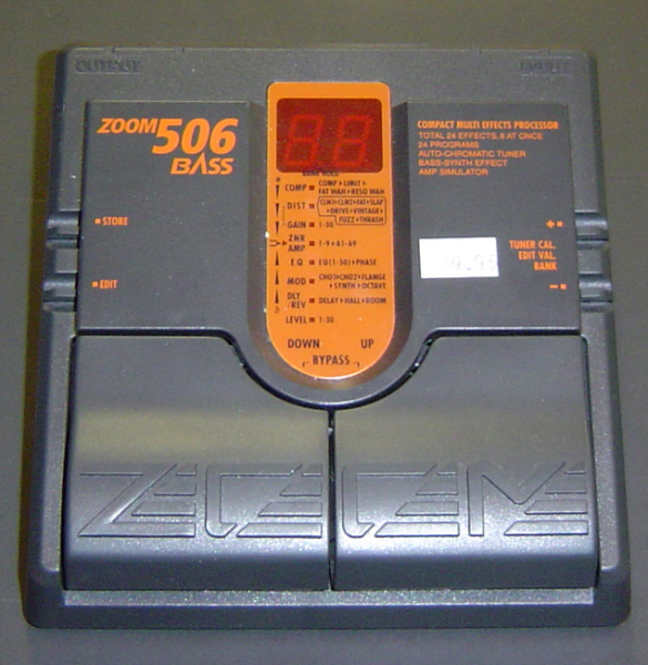 Multi effets Zoom 506 Bass - Petite Annonce TrocMusic