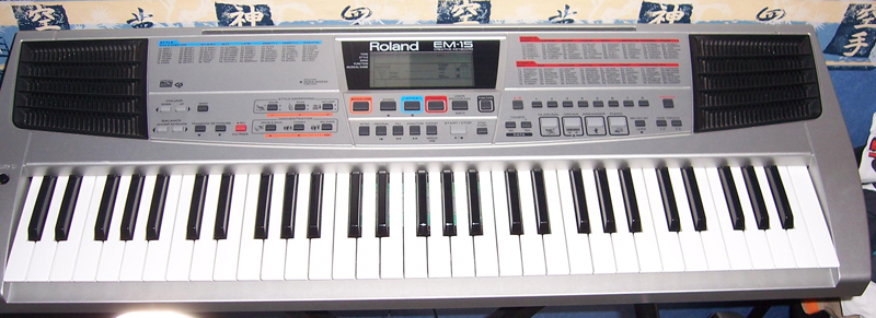 Clavier arrangeur Roland EM 15 - Petite Annonce TrocMusic