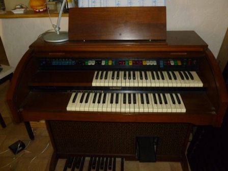 Orgue Electrique Lowrey modele M 126 - Petite Annonce TrocMusic