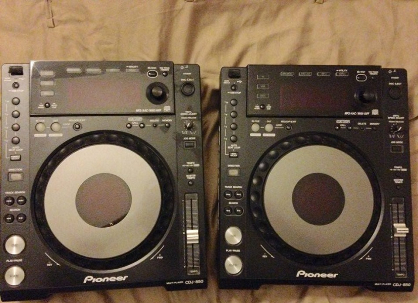 Pioneer CDJ 850 K deux platines - Petite Annonce TrocMusic